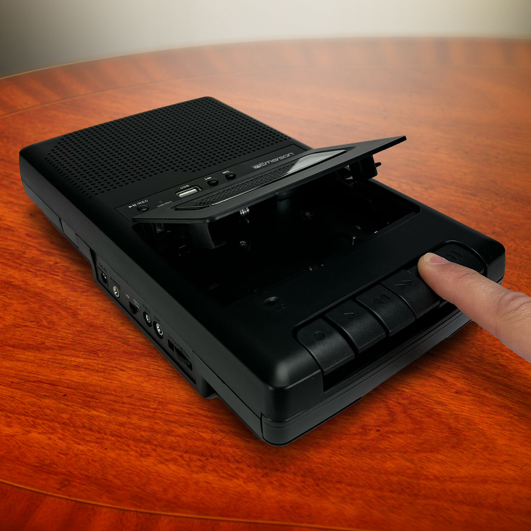 Portable Cassette Player and Recorder – EMERSONAUDIO